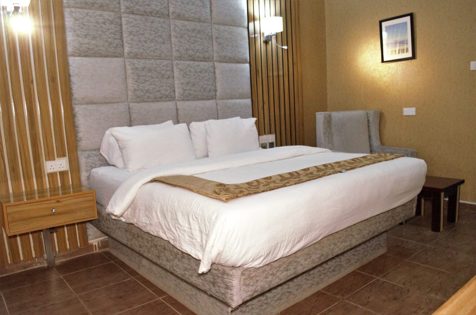 Services - VIEW POINT HOTEL & SUITES